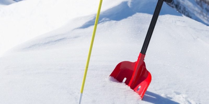 Best Avalanche Shovels – 2021 Review - Organize With Sandy