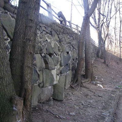 15 of the Best Stunning Retaining Wall Ideas - Organize With Sandy